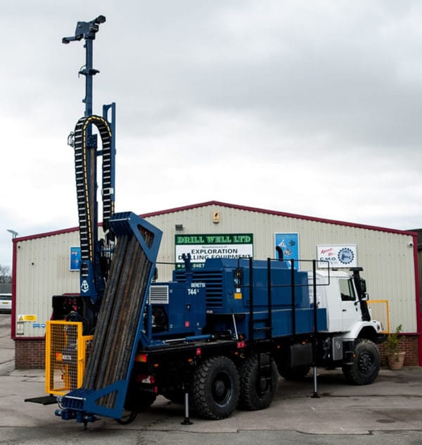 Mercedes-Benz Zetros 6x6 Drilling Rigs Custom Drilling Machines ...